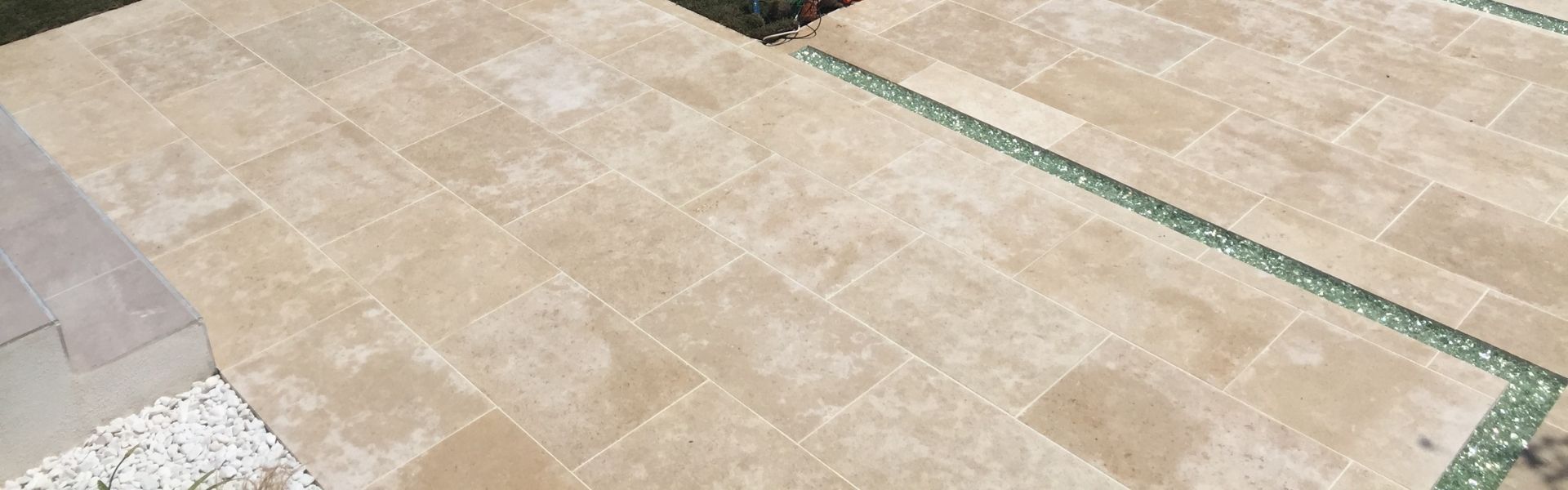 Dalle Pierre Naturelle : Types, Prix et Guide de Pose